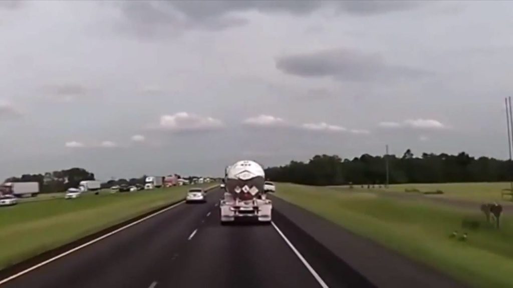 VTR Deceleration Warning Light - lifesaving device, preventable ...